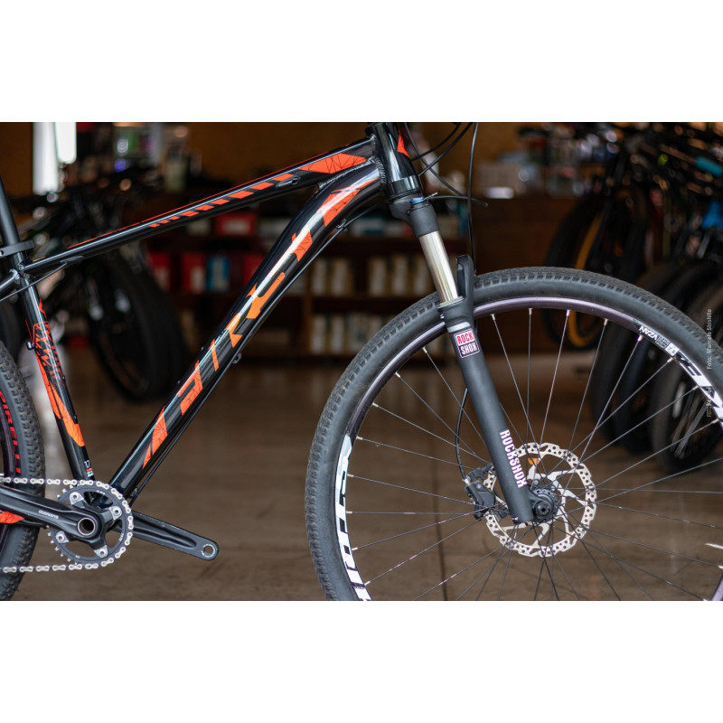 BICICLETA MTB ARO 29 FIRST LUNIX 11V PR/LJ TAMANHO 17,5"